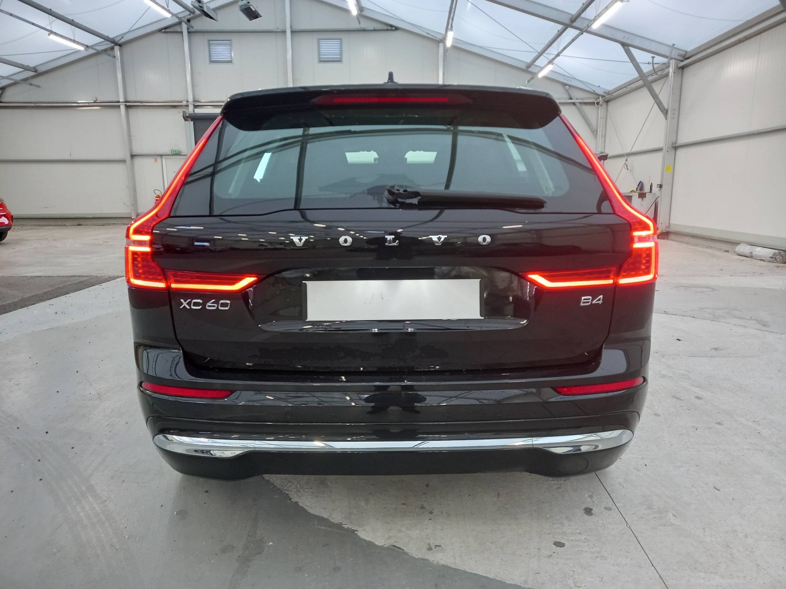 VOLVO XC60 XC60 B4 197 ch Geartronic 8 Ultimate Style Chrome à prix marchand : Offre réservée ...