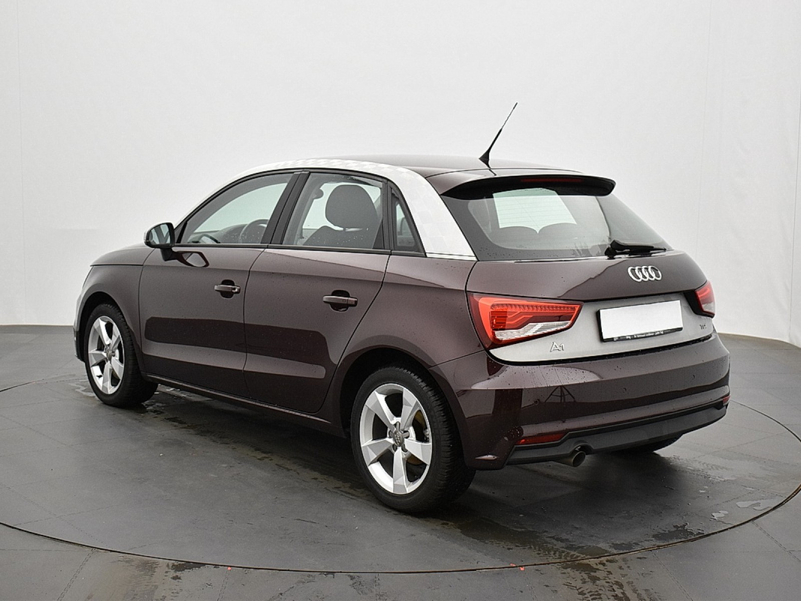 AUDI A1 A1 1.6 TDI 116 S tronic 7 Ambition à prix marchand : Offre ...